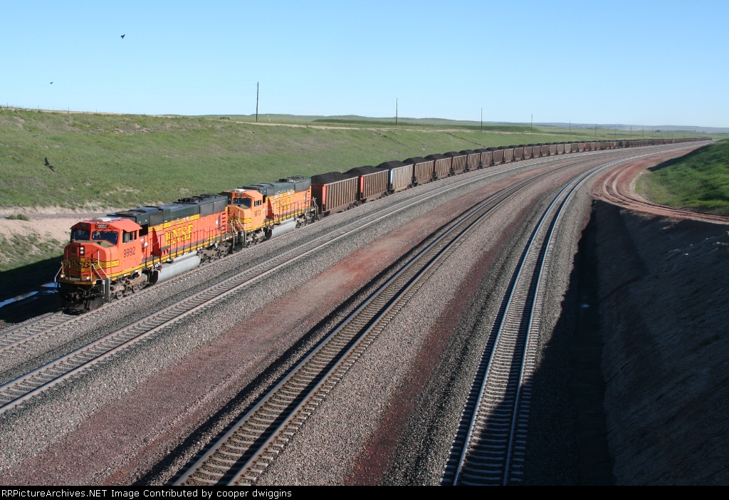 BNSF 9992 EB
