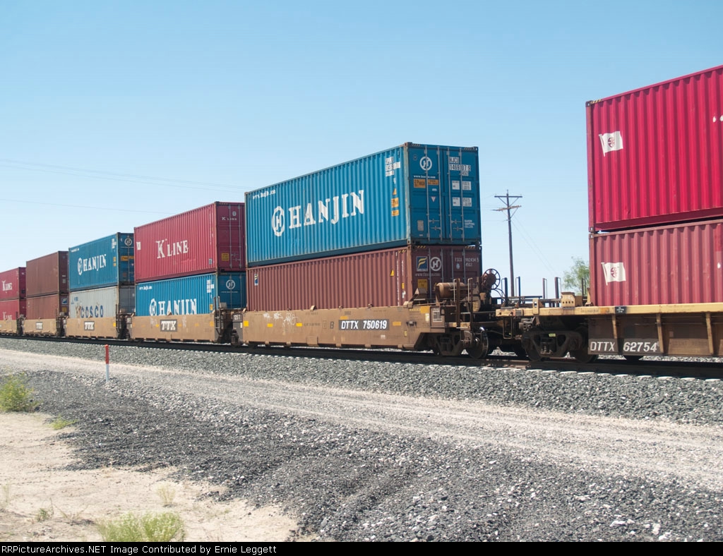 DTTX 750619 in an EB doublestack at 2:54pm