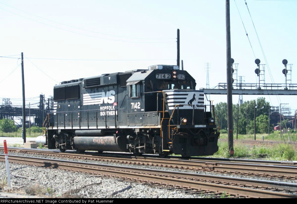 NS 7142