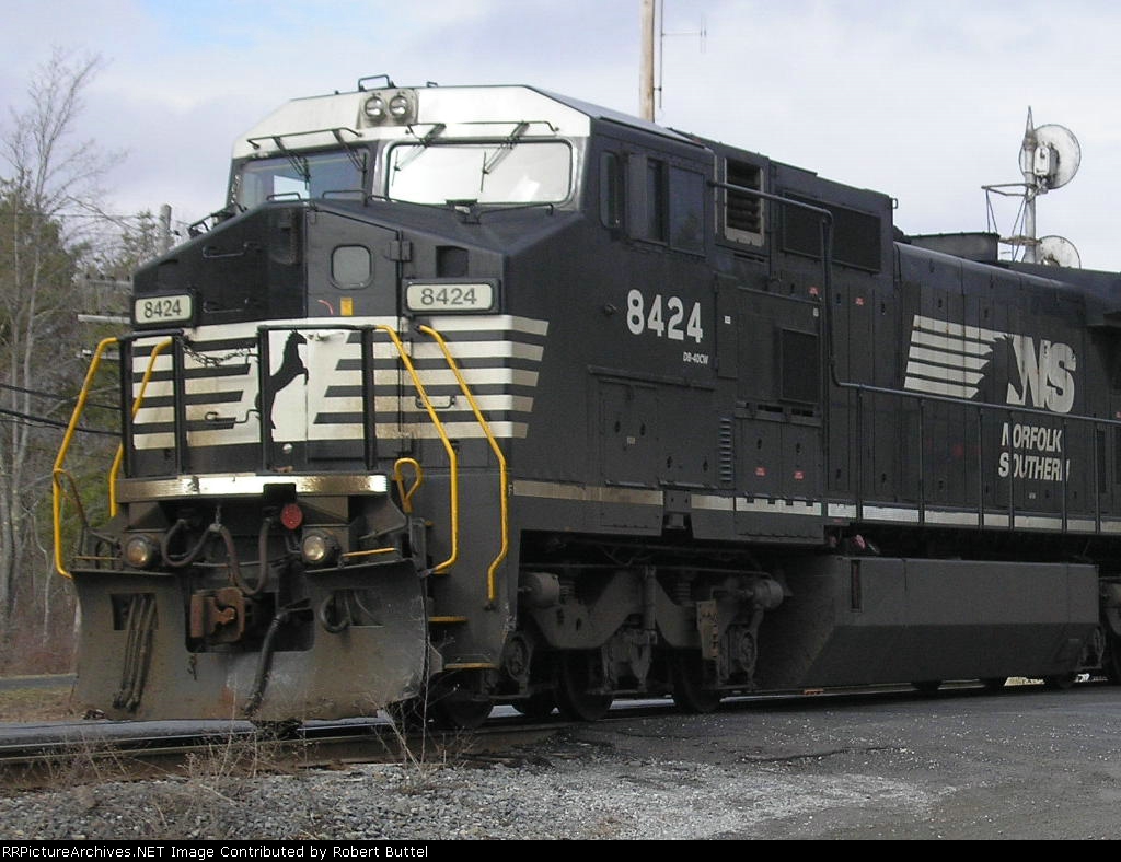 NS 8424