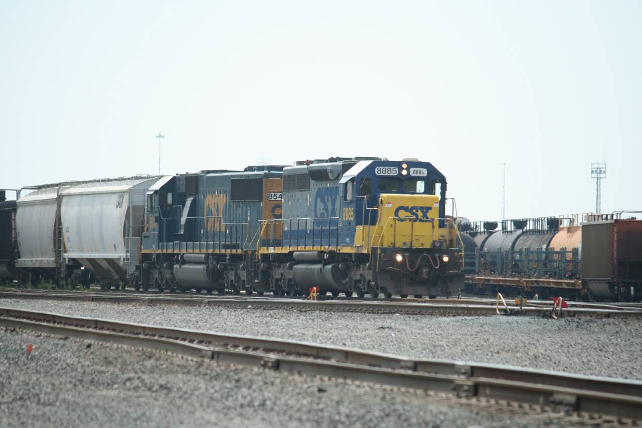 CSX 8885
