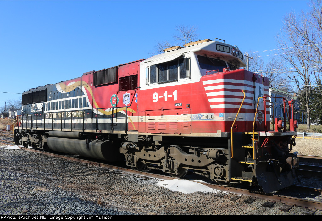 NS 911 sitting in the sun