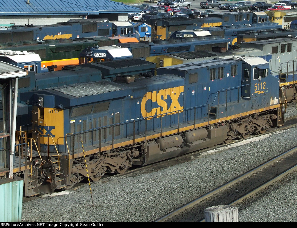 CSXT GE AC4400CW 5112