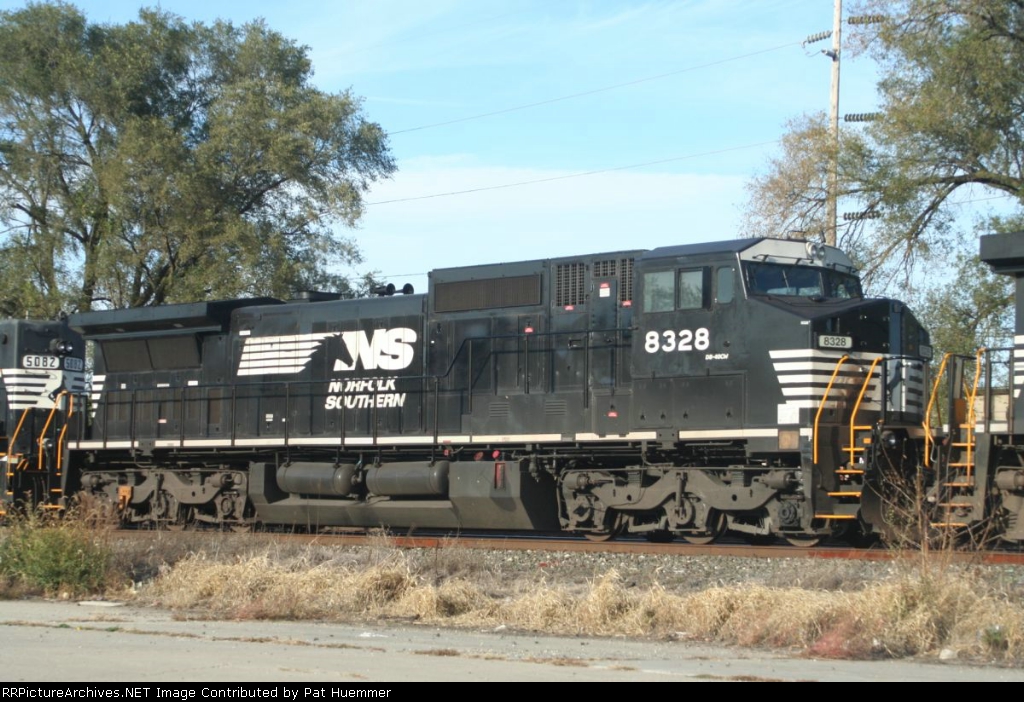 NS 8328
