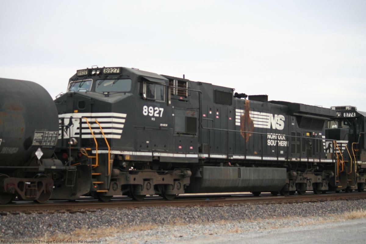 NS 8927