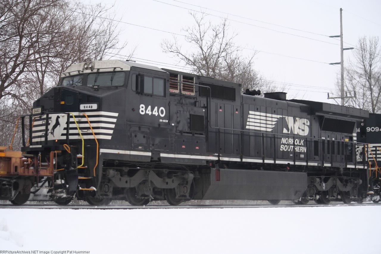 NS 8440