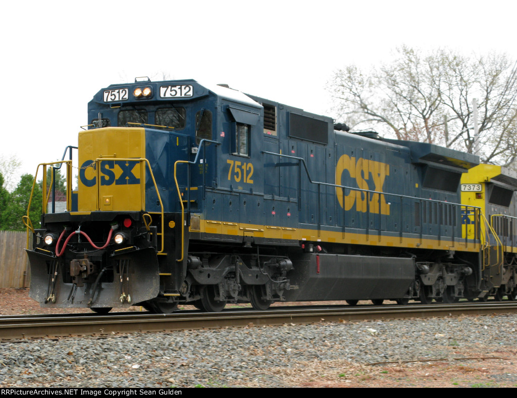 CSXT GE C40-8 7512