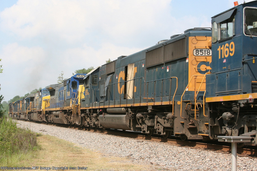 CSX 8518