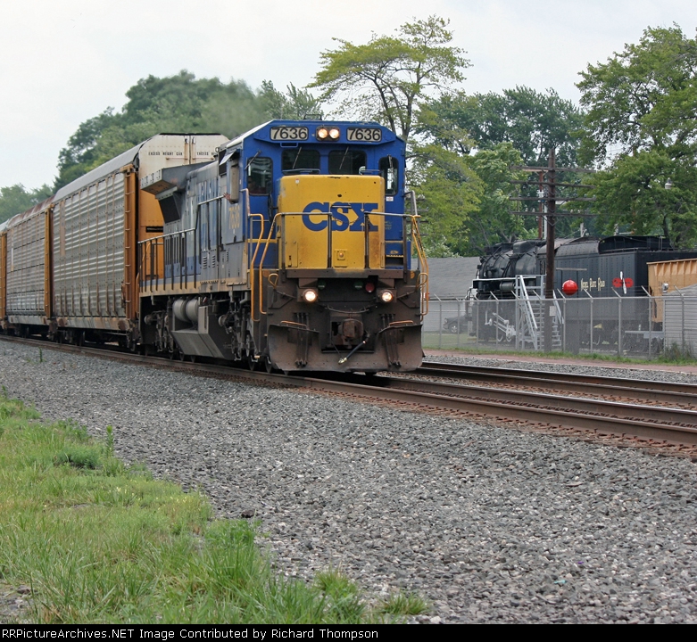 CSX 7636 on CSX Q229-23