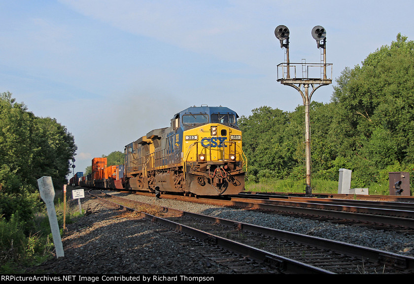 CSX 383 on CSX Q119-21