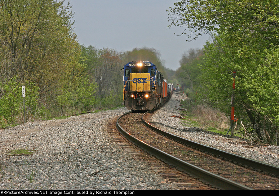 CSX 7604 on CSX Q135-08