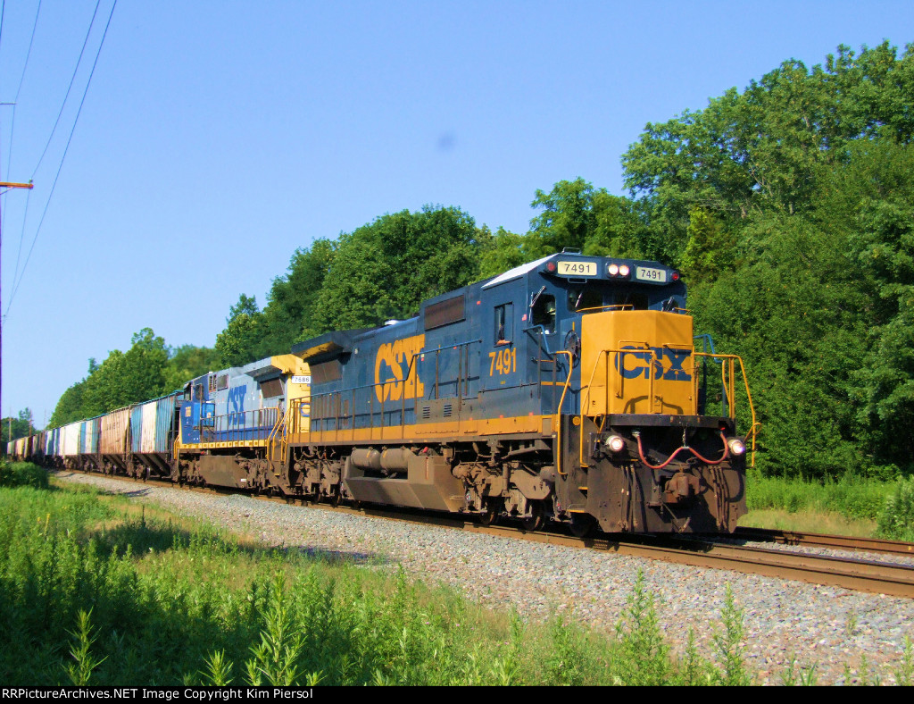 CSX 7491 K531 NB ALCOA Bauxite Loads