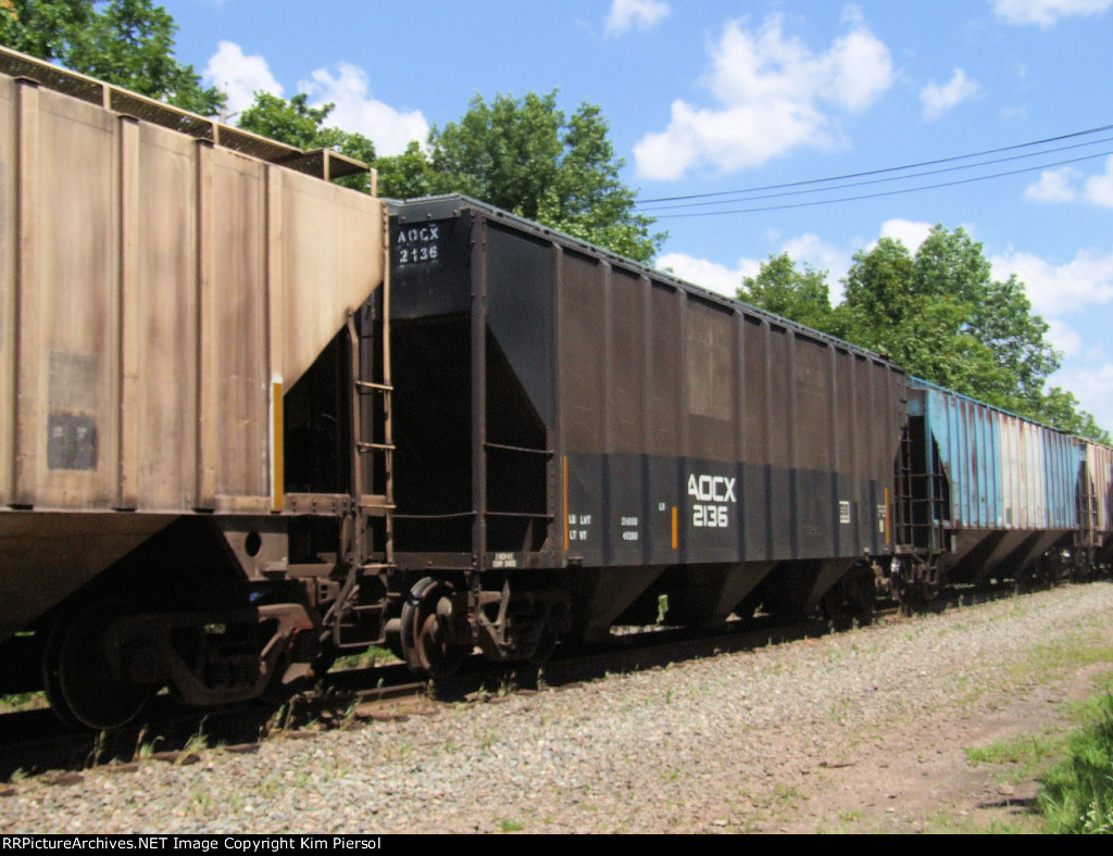 AOCX 2136 Covered Hopper on K531 Alcoa Bauxite