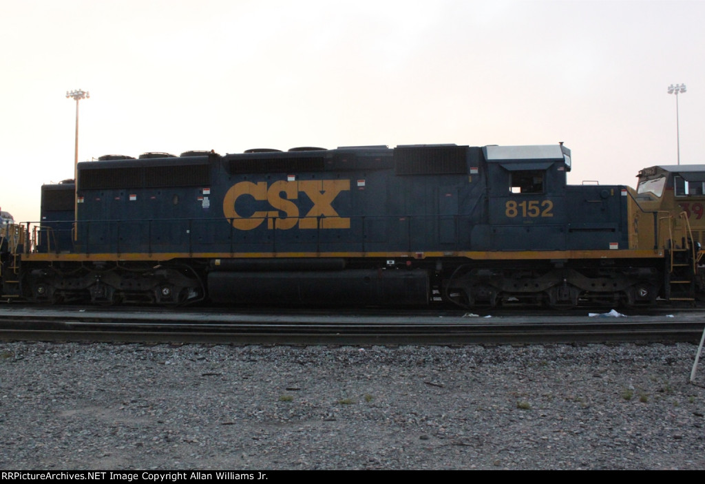 CSX 8152