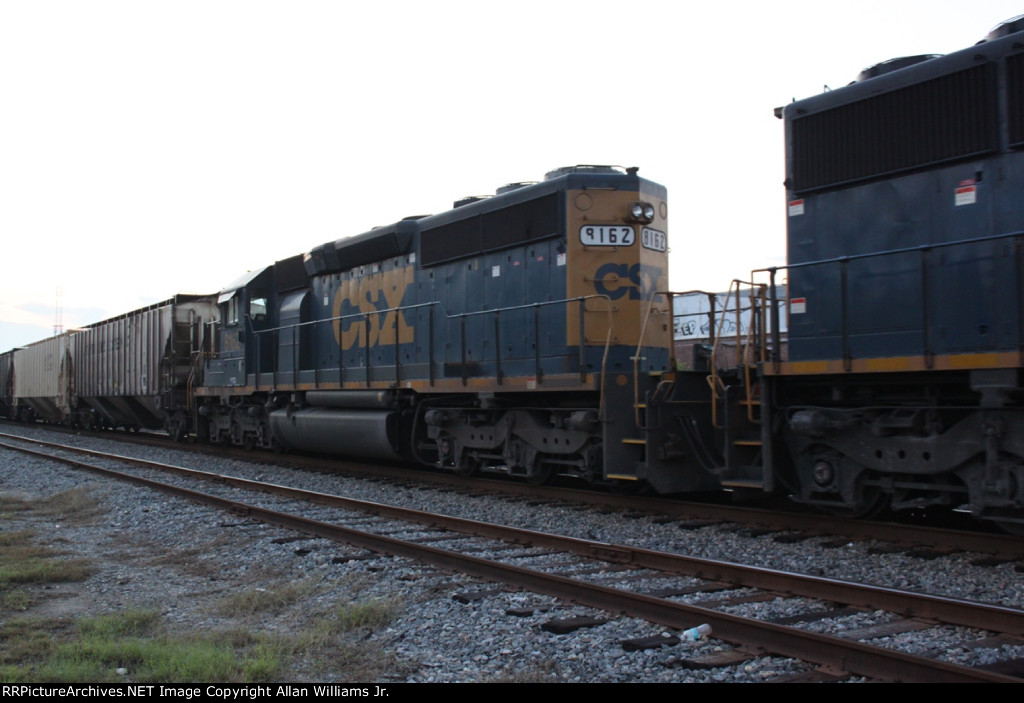 CSX 8162