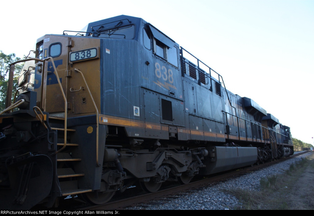 CSX 838