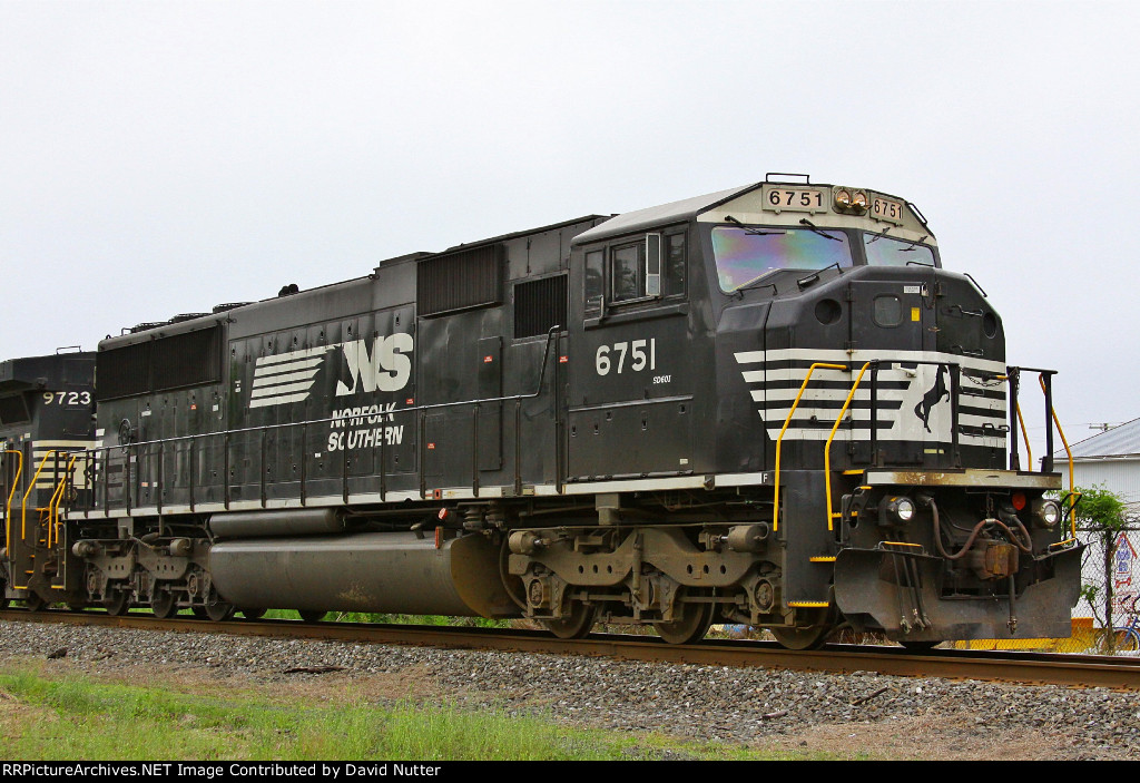 NS 6751