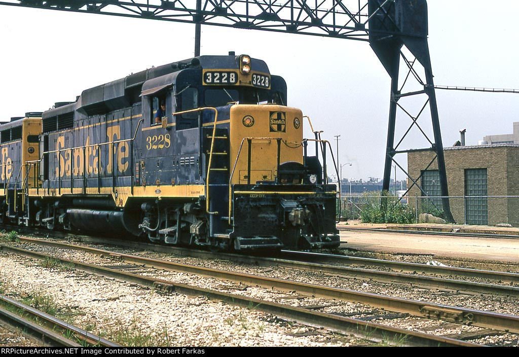 ATSF 3228