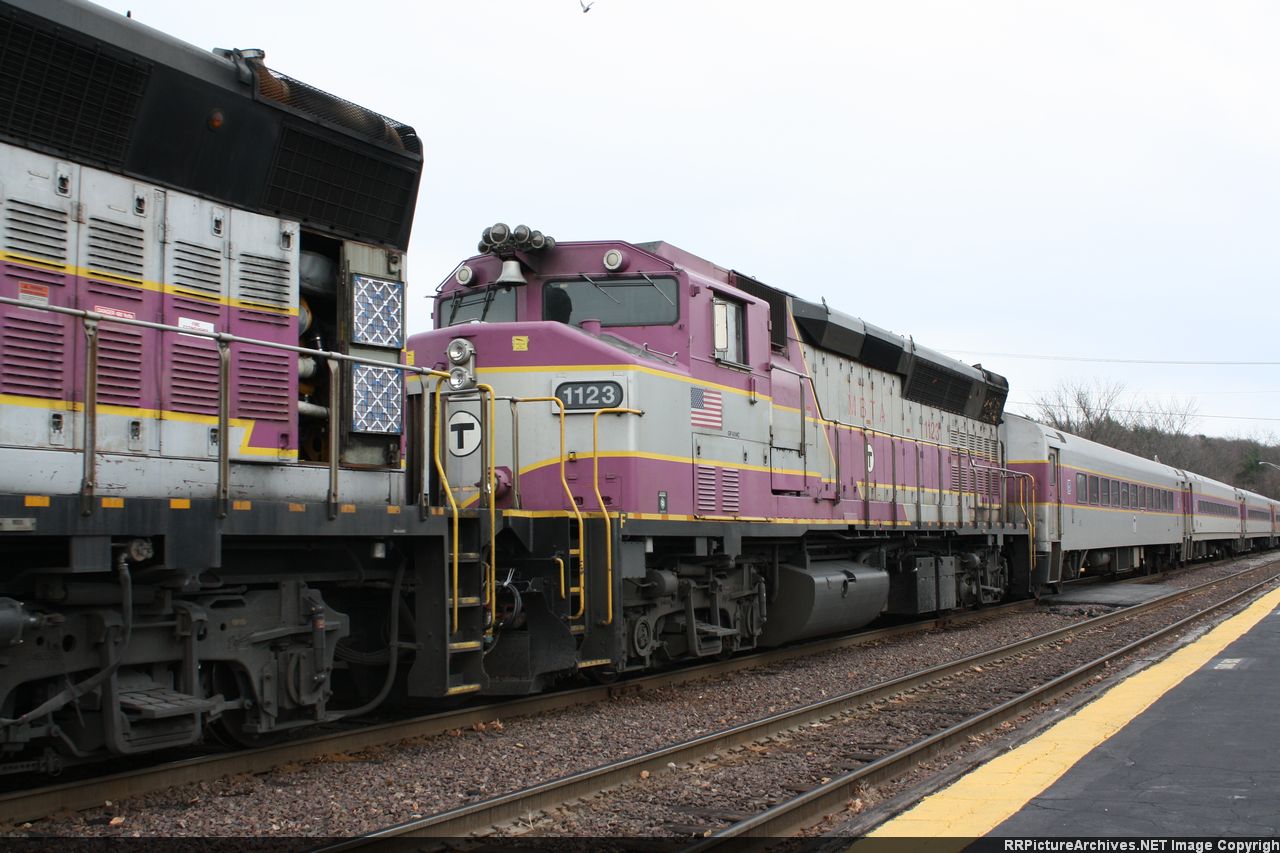 MBTA 1123