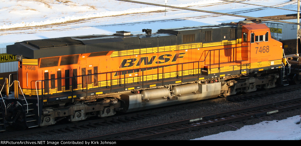 BNSF 7468