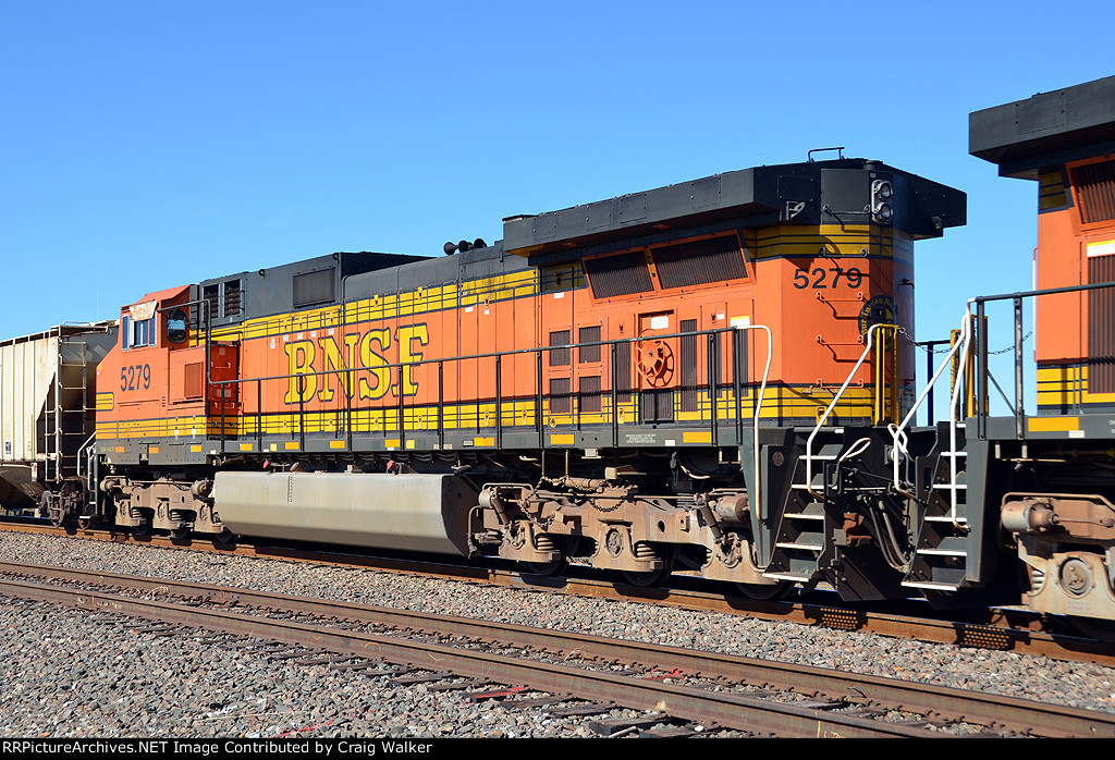 BNSF 5279
