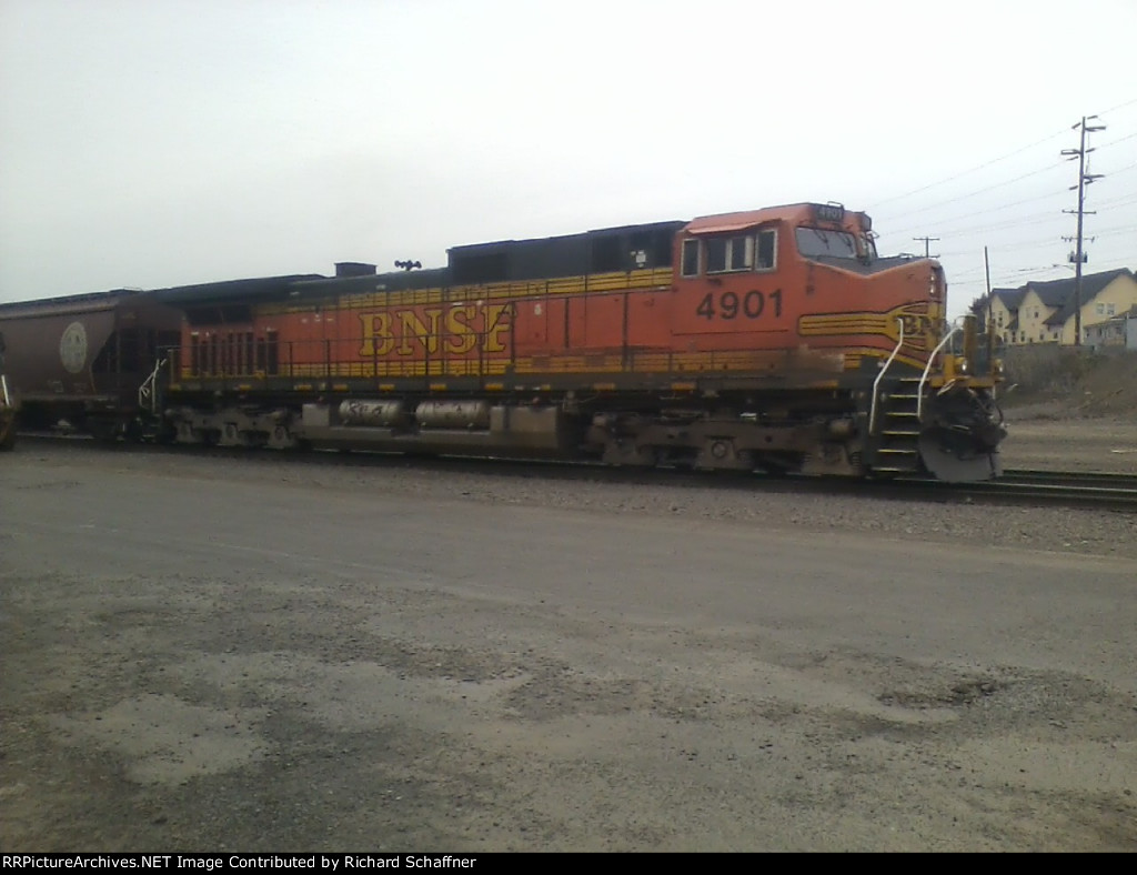 BNSF 4901