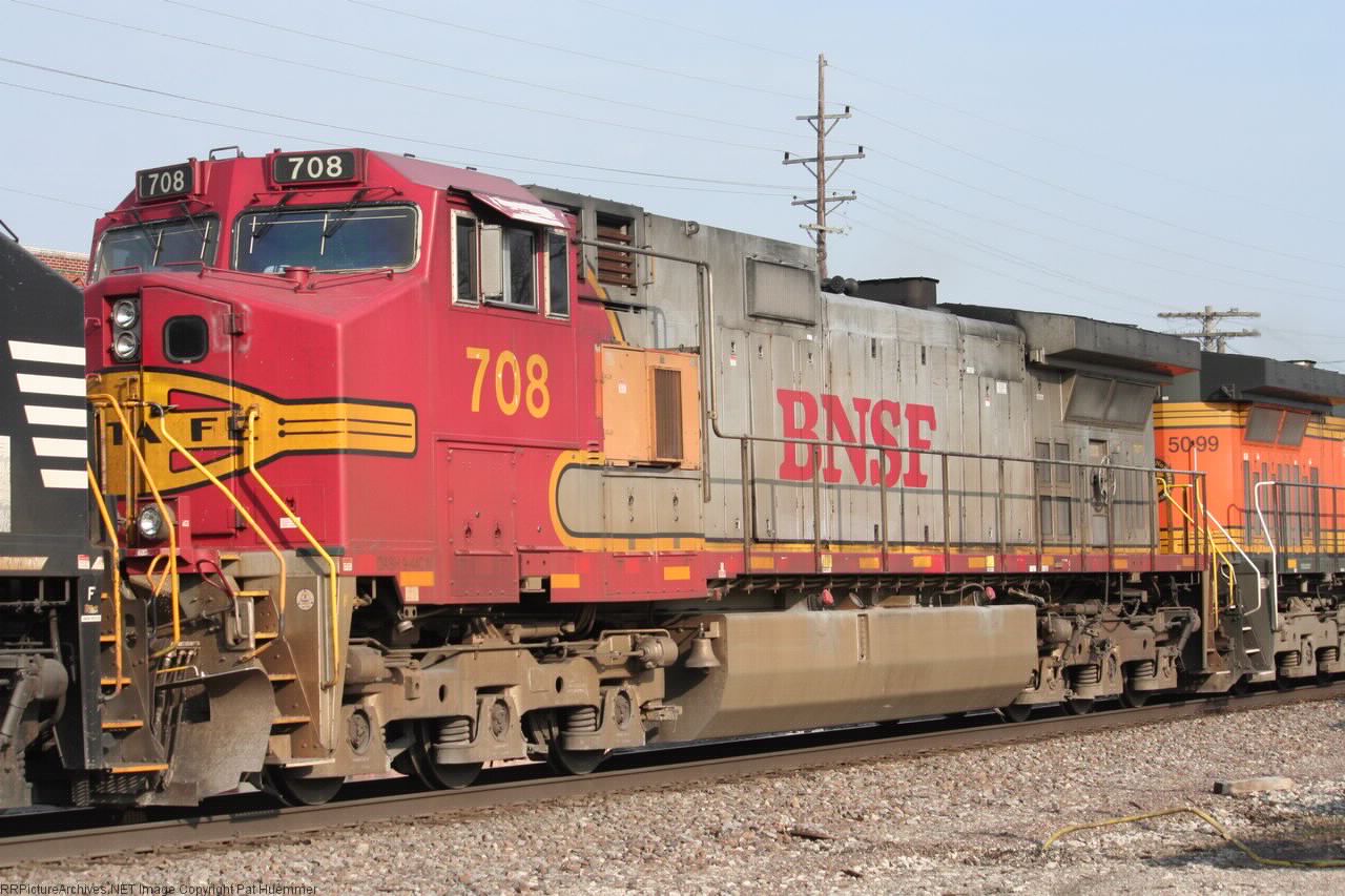 BNSF 708