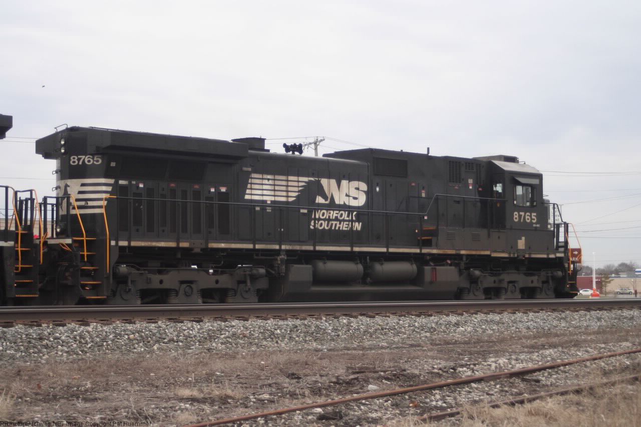 NS 8765
