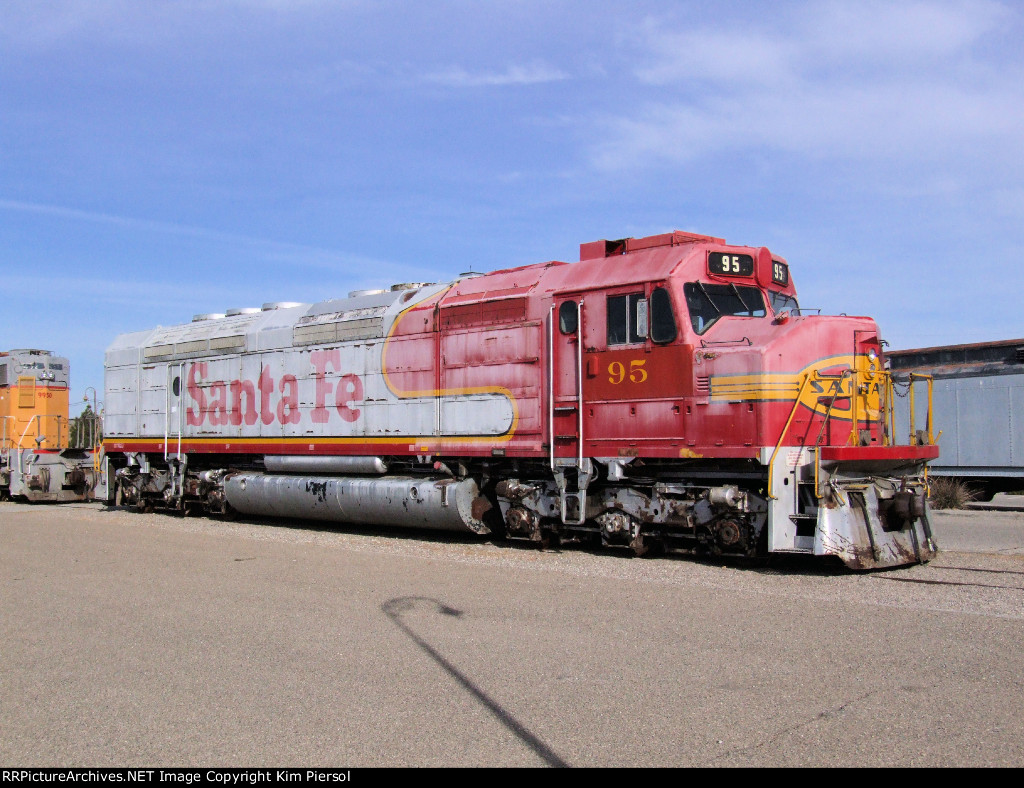 ATSF 95 FP45
