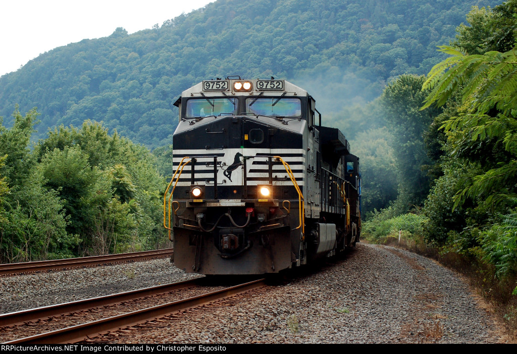 NS 9-40CW 9752 leads 11J