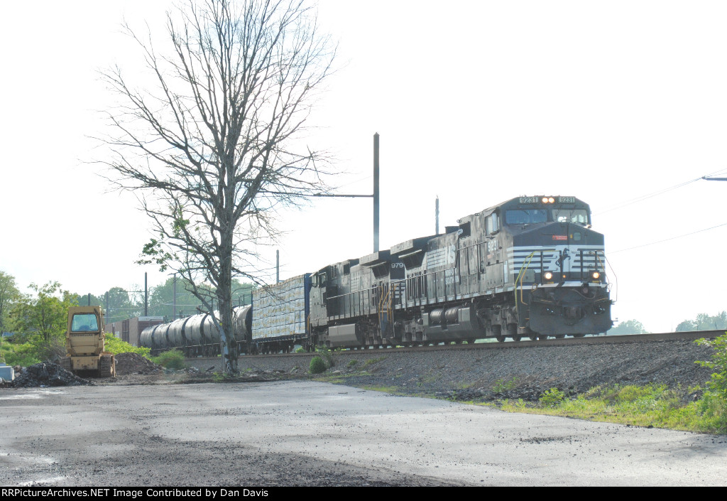 NS 9731 leads 14G