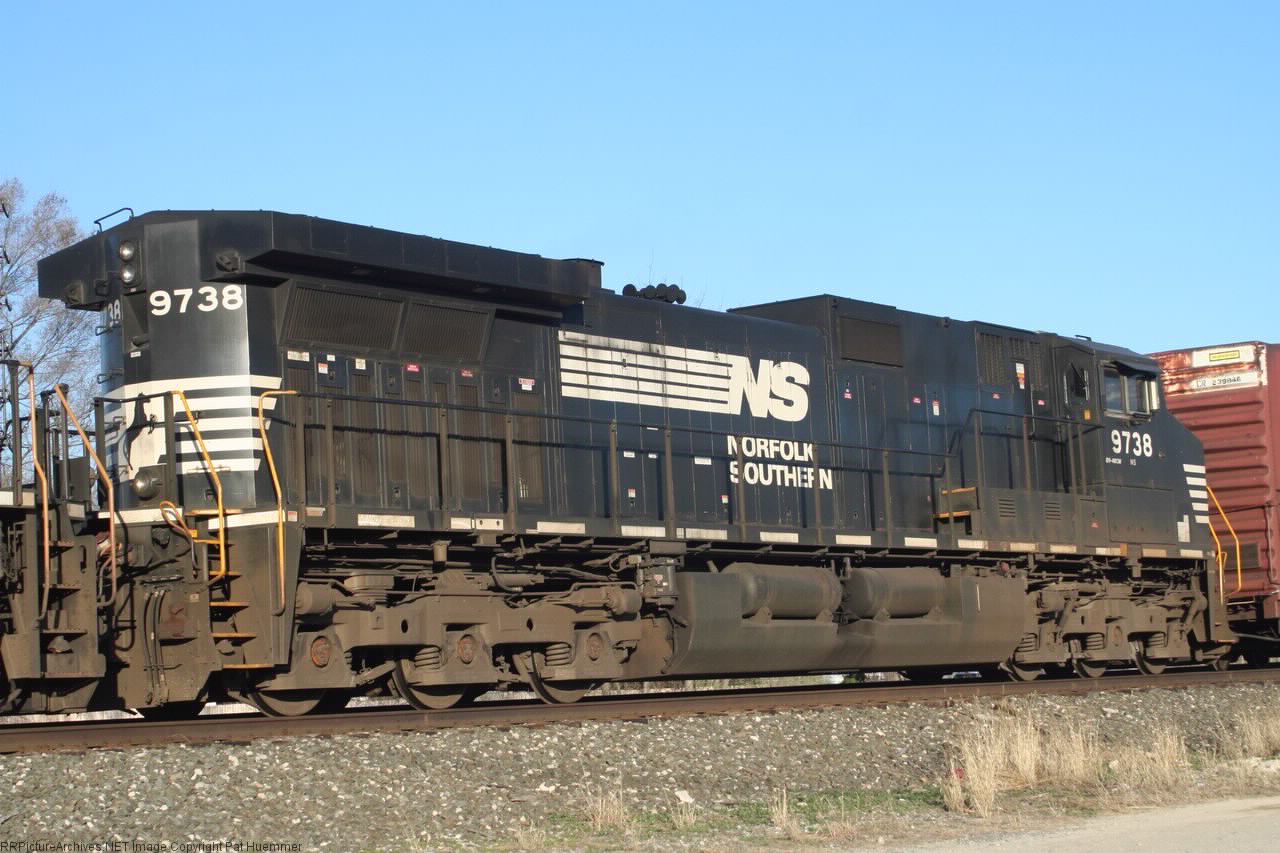 NS 9738