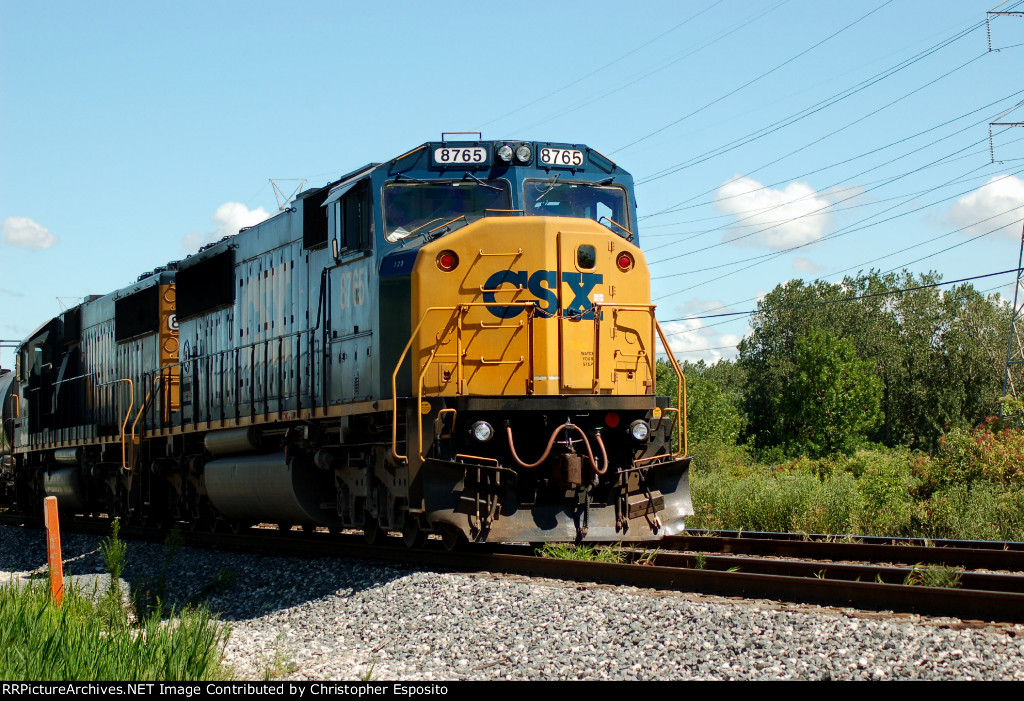 CSX SD60M 8765