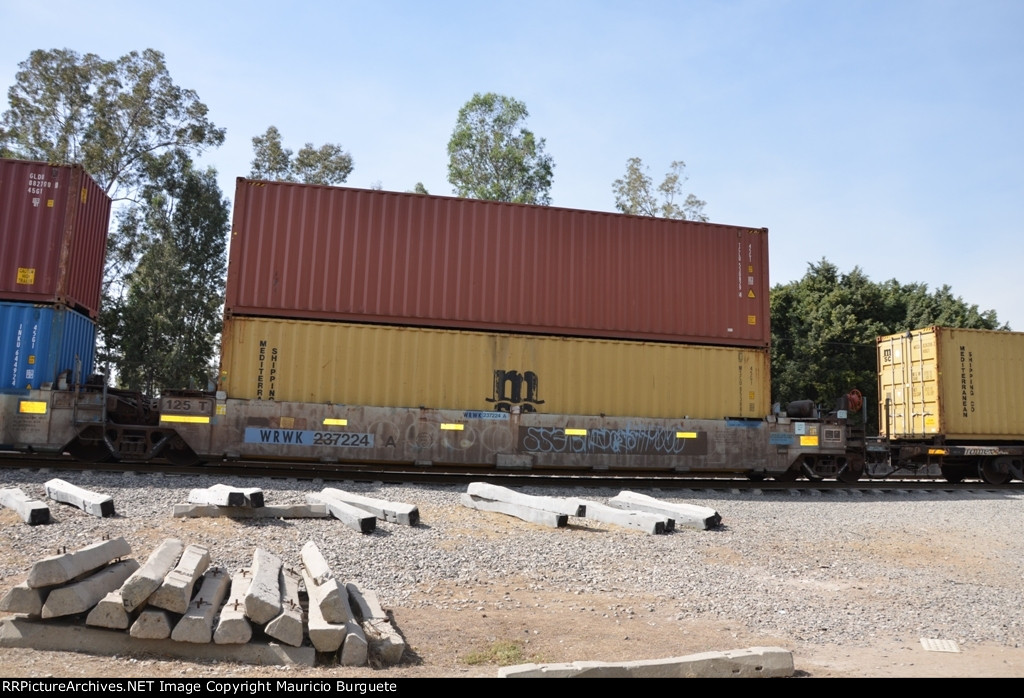 WRWK Stack car "A" with graffiti