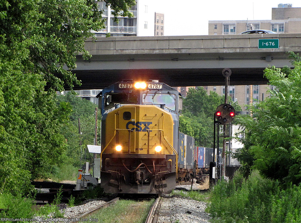 CSX 4787 L176