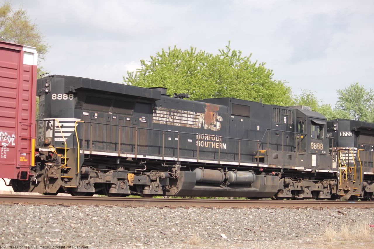 NS 8888