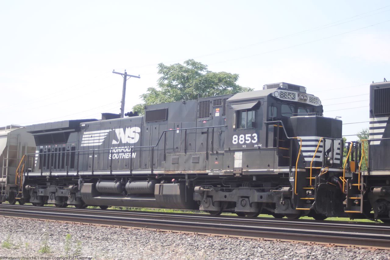NS 8853