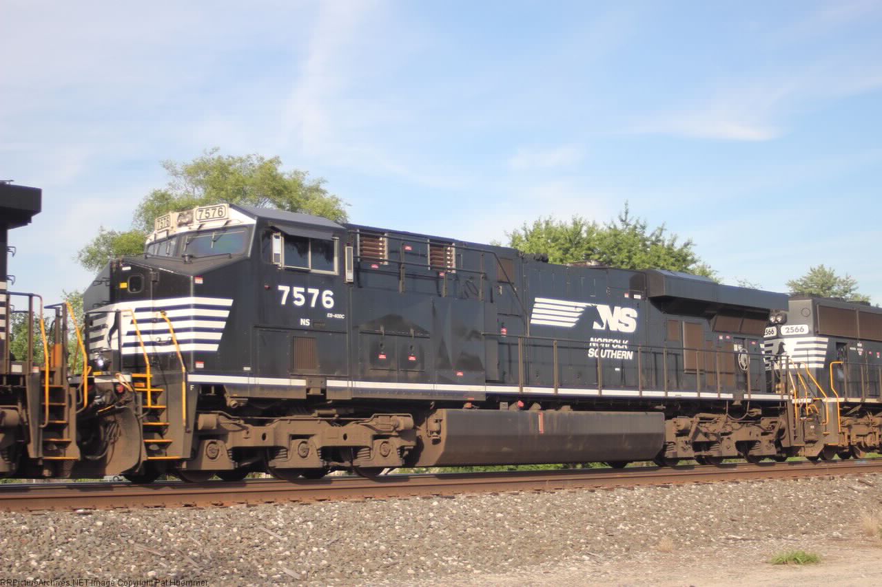 NS 7576