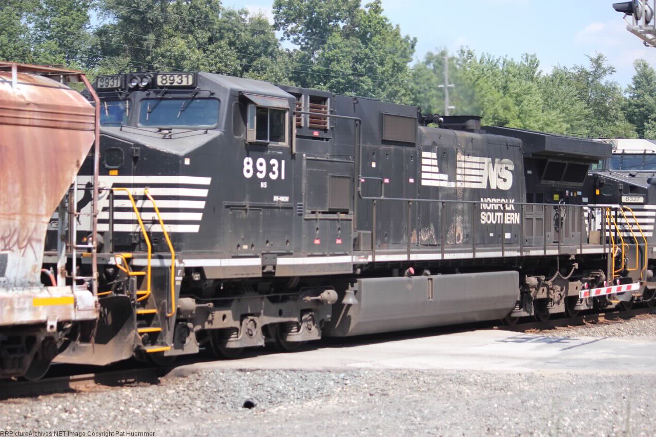 NS 8931