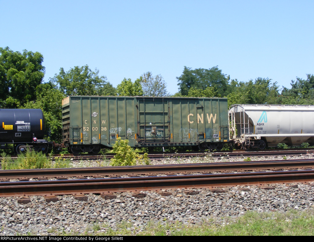 CNW 520038