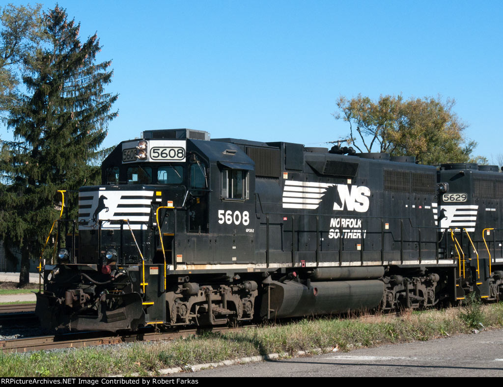 NS 5608