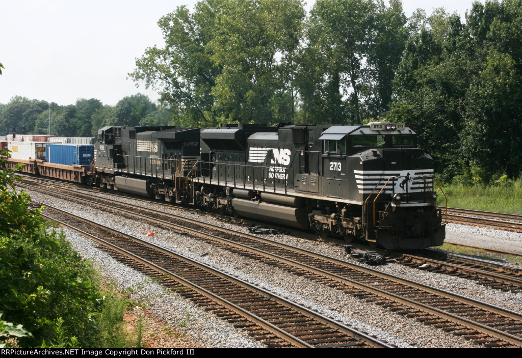 NS 2713 - (SD70MAC)