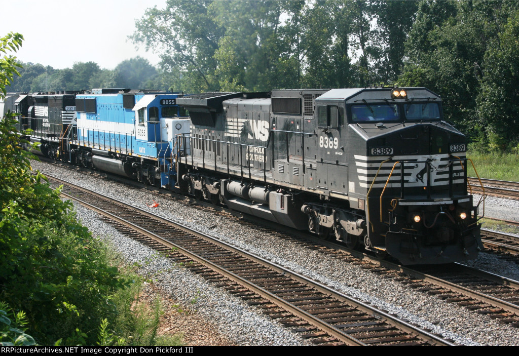 NS 8389 - D8-40CW