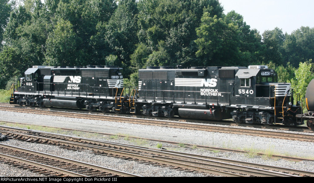NS 6124 & 5540 On the \SX Line