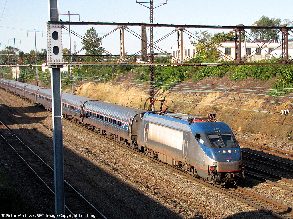 AMTRAK HHP8 663
