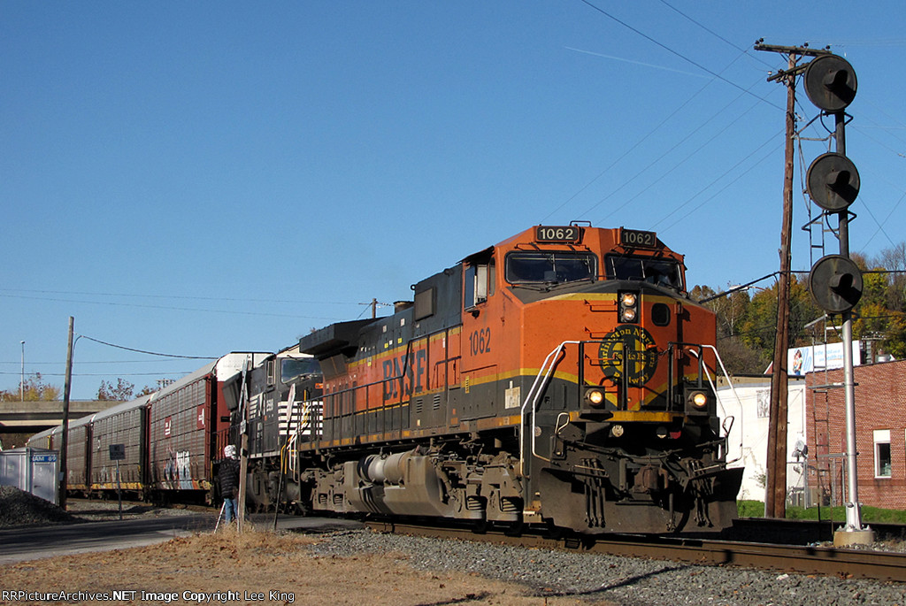 BNSF 1062 NS 13T