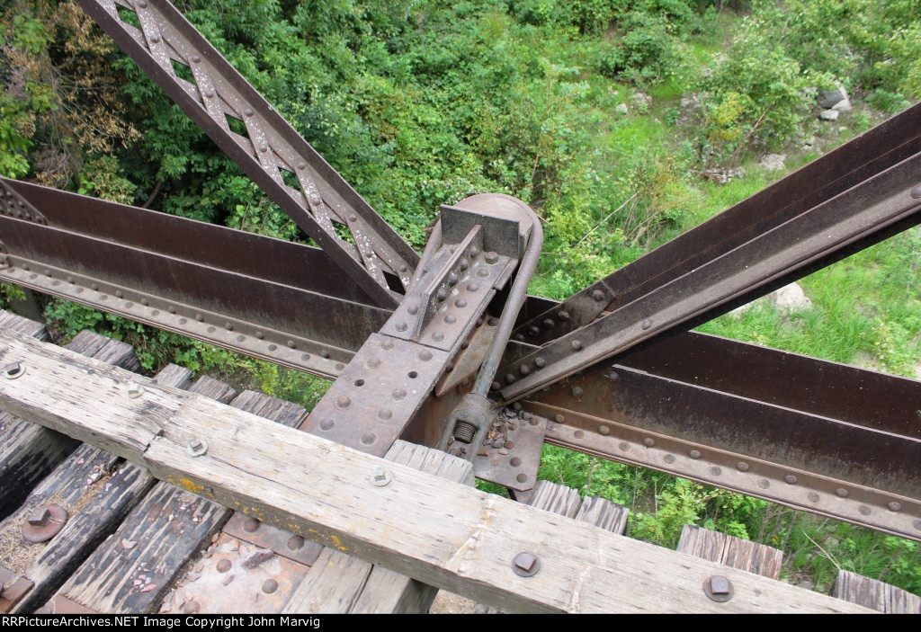 DM&E Redstone Bridge