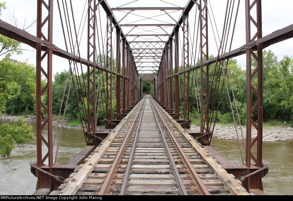 DM&E Redstone Bridge