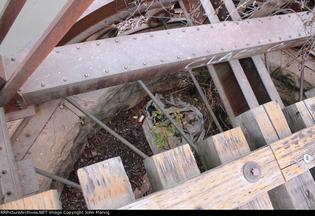 DM&E Redstone Bridge