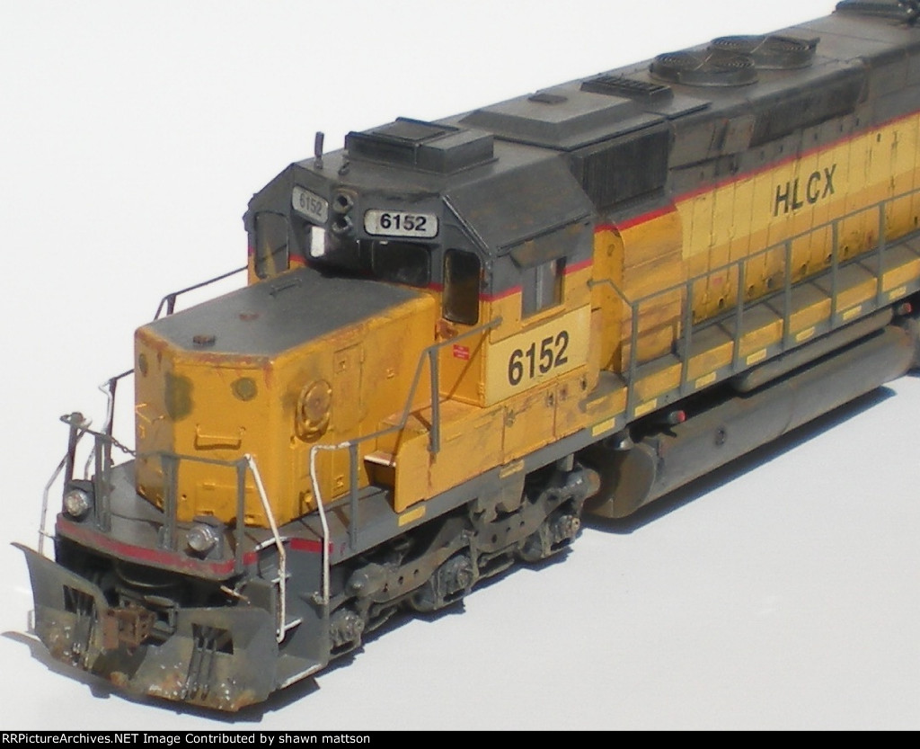 HLCX 6152 - Upclose Detail